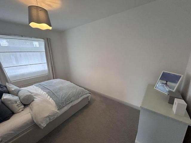 2 bedroom ground floor flat to rent