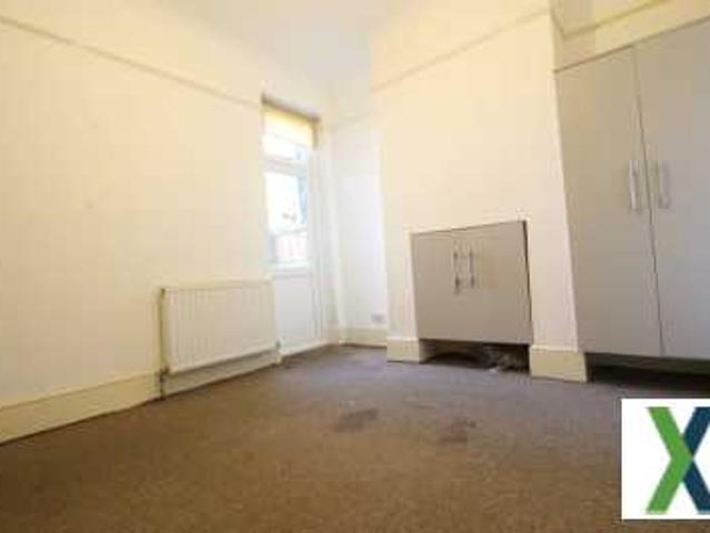 2 Bedroom Ground floor flat to rent in Leytonstone E11