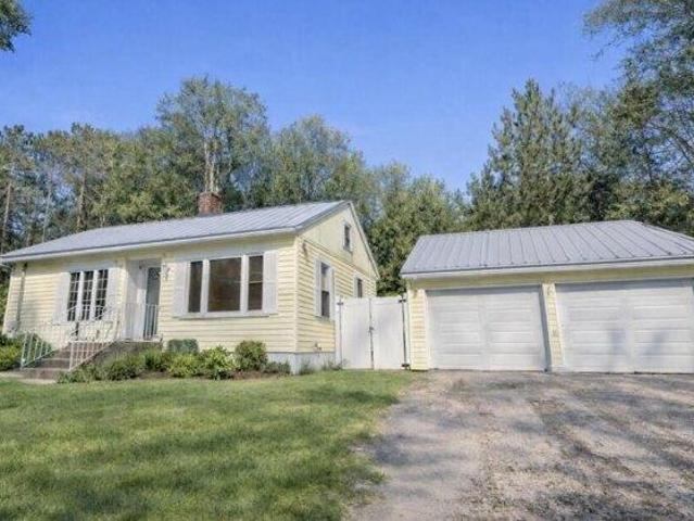 2 bedroom, Guilford ME 04443 LS102280299