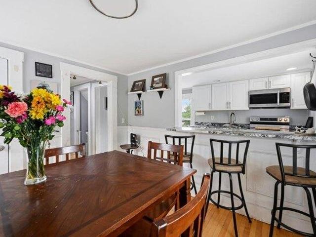 2 bedroom, Dover NH 03820 105159188