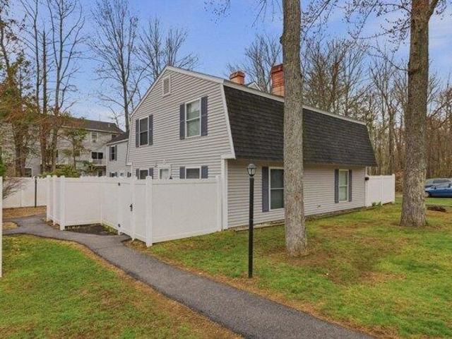 2 bedroom, Dover NH 03820 102559354