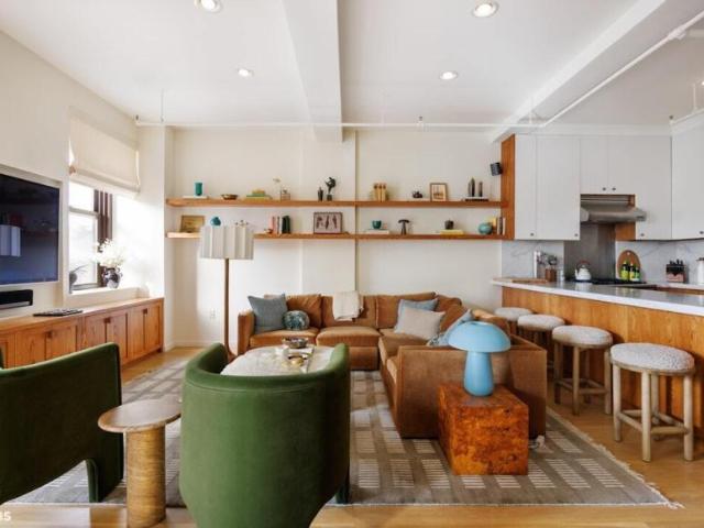 2 bedroom, Downtown Brooklyn NY 102245798