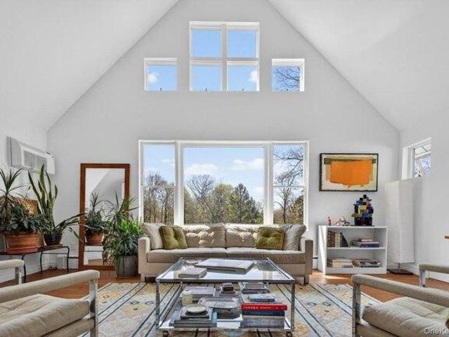 2 bedroom, Dobbs Ferry NY 10522 LS102279112