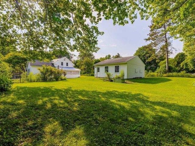 2 bedroom, Dorset VT 05251 105207325