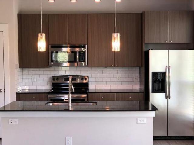 2 bedroom, Dallas TX 75203 77115950