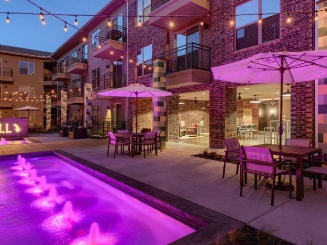 2 bedroom, Dallas TX 75226 LS61959143