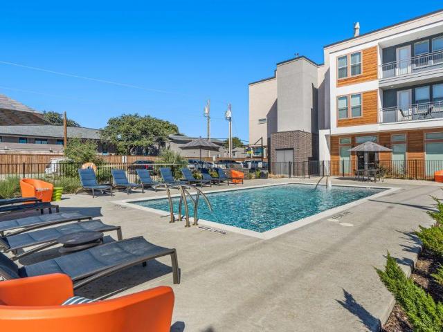 2 bedroom, Dallas TX 75235 78661993