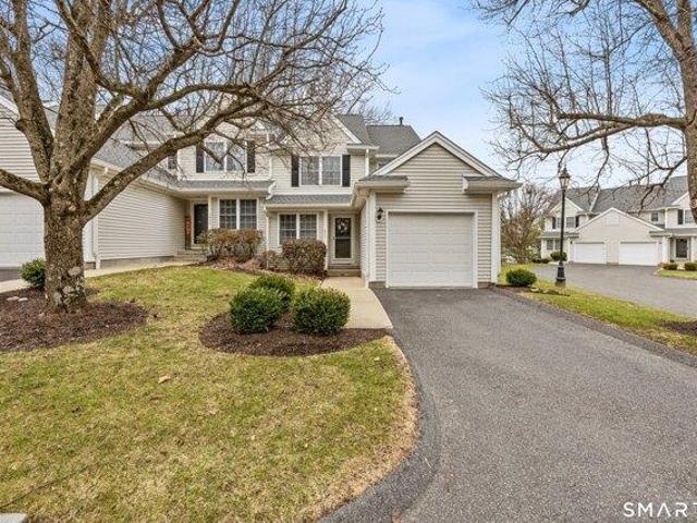 2 bedroom, Danbury CT 06810 102479490