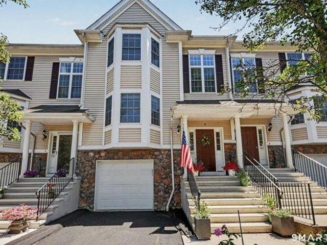 2 bedroom, Danbury CT 06810 104442601
