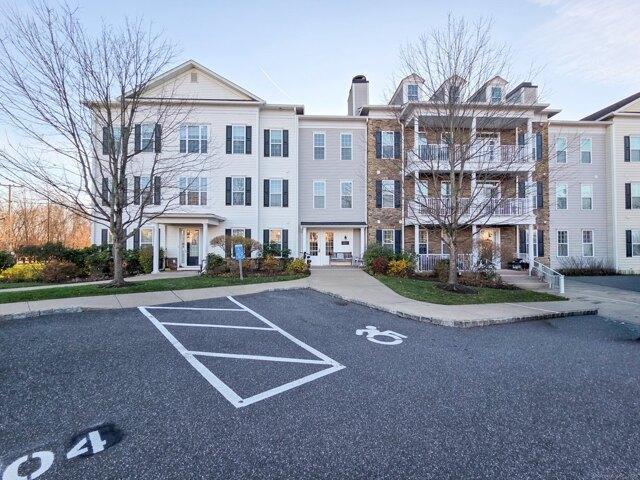 2 bedroom, Danbury CT 06810 LS101783355