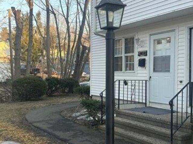 2 bedroom, Danbury CT 06811 102257554