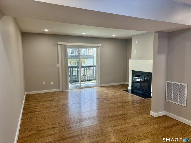 2 bedroom, Danbury CT 06811 102285211