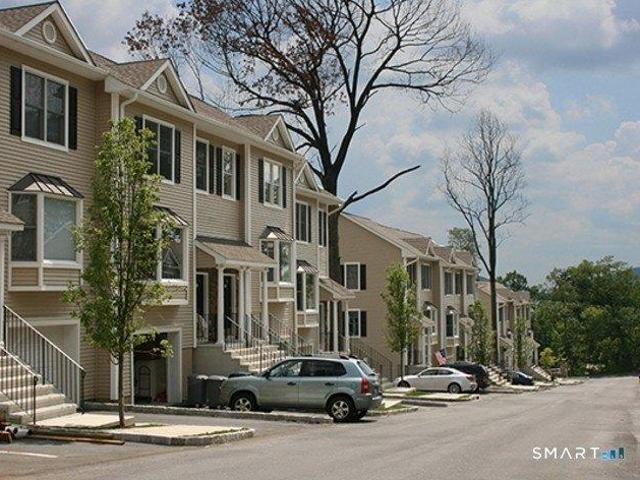 2 bedroom, Danbury CT 06811 LS102777917
