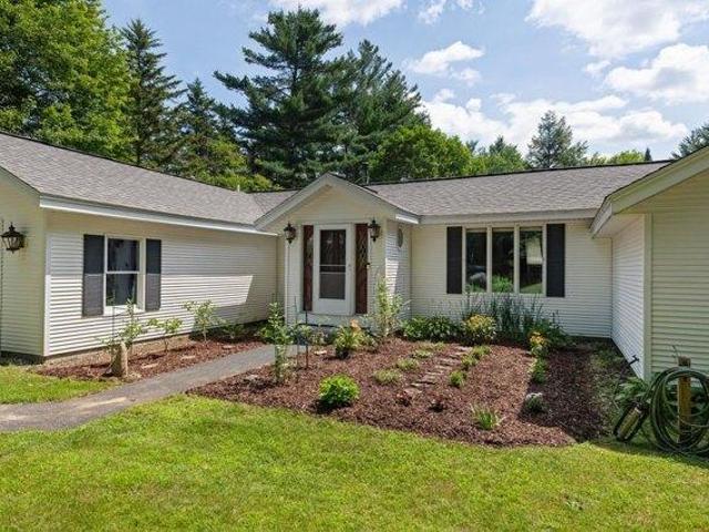 2 bedroom, Danbury NH 03230 104568170