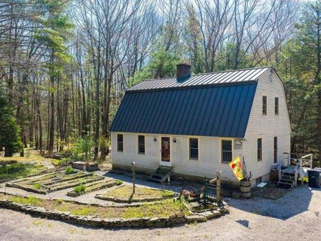 2 bedroom, Danville NH 03819 103932759