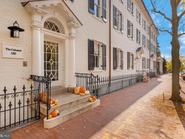 2 bedroom, DC DC 101948635