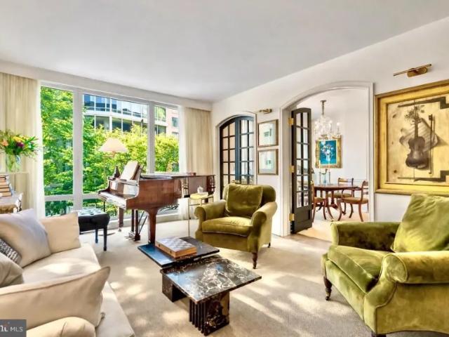 2 bedroom, DC DC 101948644