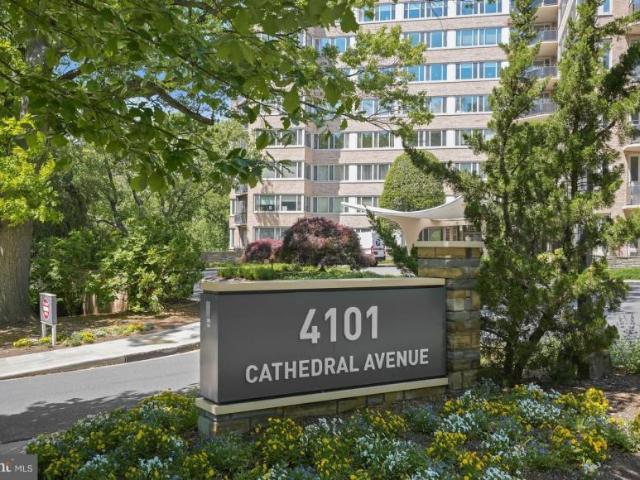 2 bedroom, DC DC 102019213
