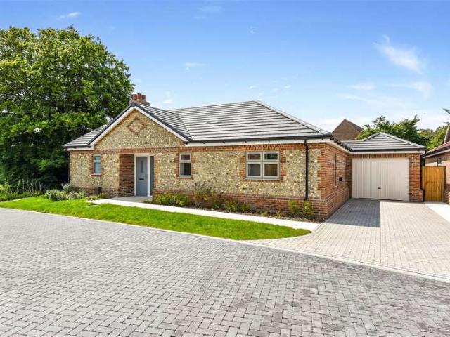 2 Bedroom Detached Bungalow