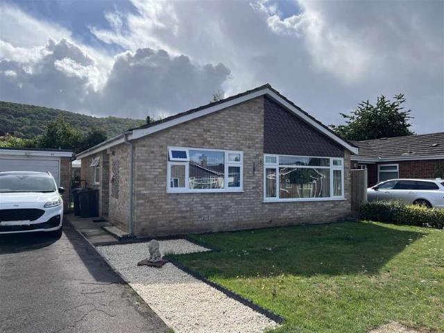 2 Bedroom Detached Bungalow