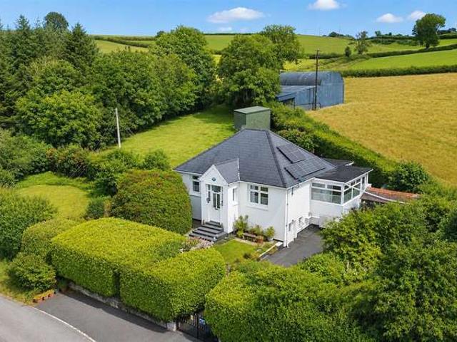 2 Bedroom Detached Bungalow