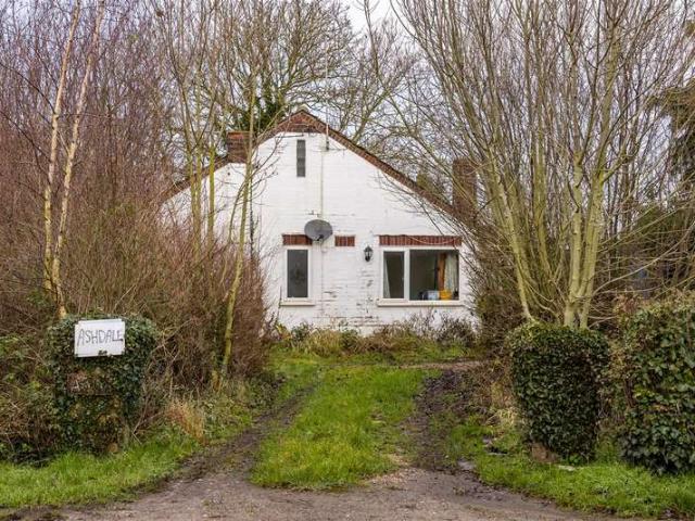 2 Bedroom Detached Bungalow