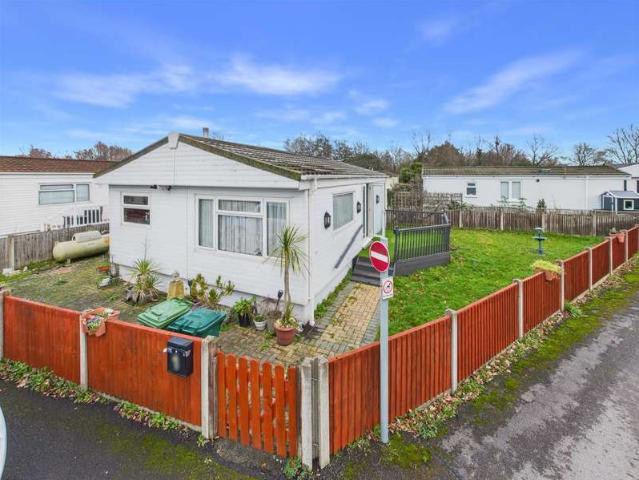2 Bedroom Detached Bungalow