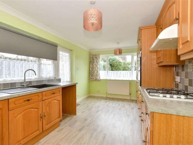 2 Bedroom Detached Bungalow
