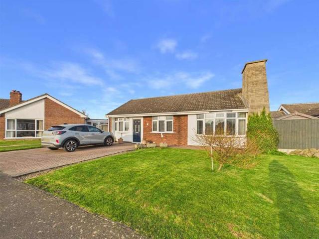 2 Bedroom Detached Bungalow
