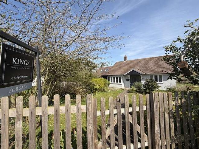 2 Bedroom Detached Bungalow