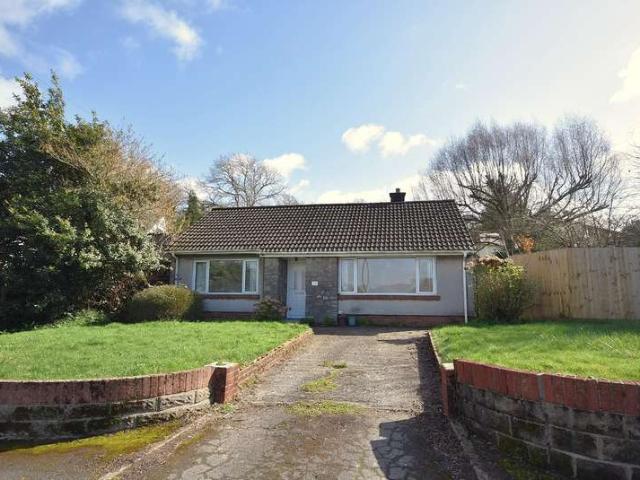2 Bedroom Detached Bungalow