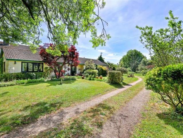 2 Bedroom Detached Bungalow