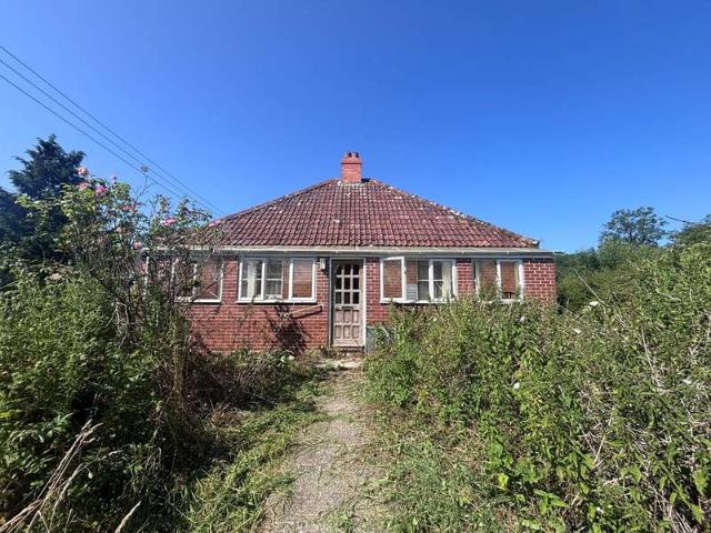 2 Bedroom Detached Bungalow