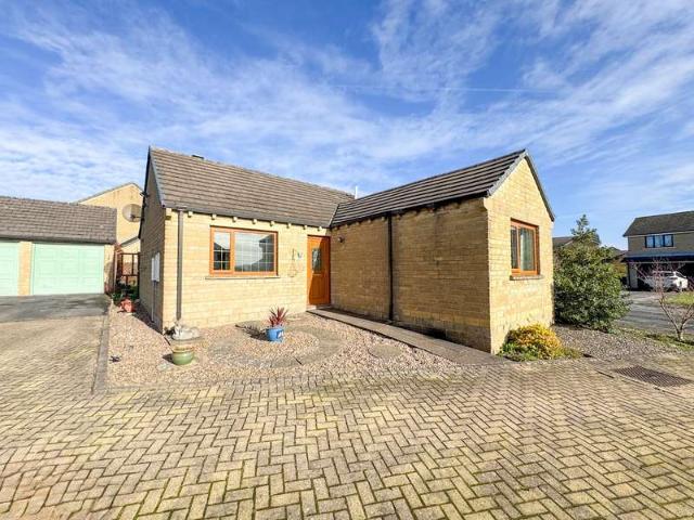 2 Bedroom Detached Bungalow