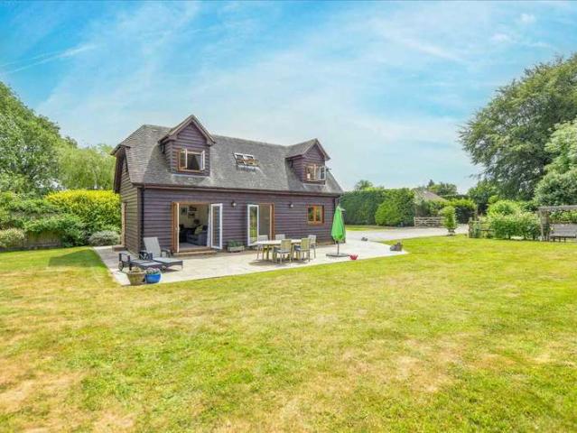 2 Bedroom Detached Bungalow