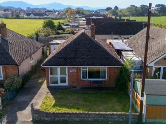 2 Bedroom Detached Bungalow