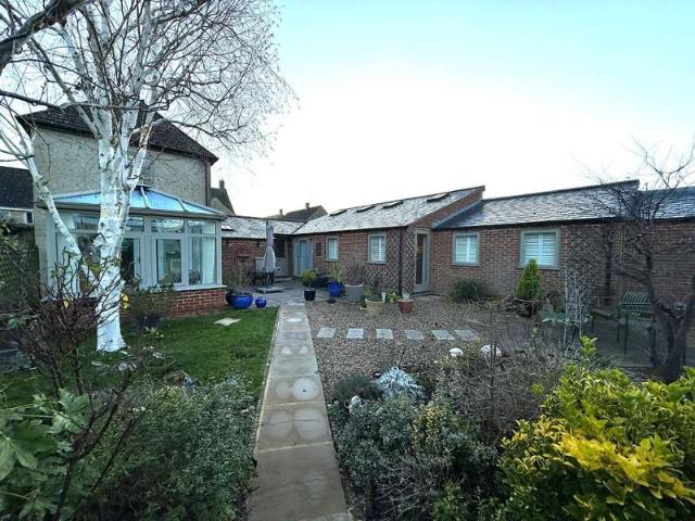 3 Bedroom Detached Bungalow