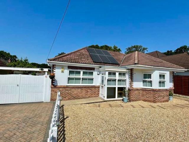 2 Bedroom Detached Bungalow
