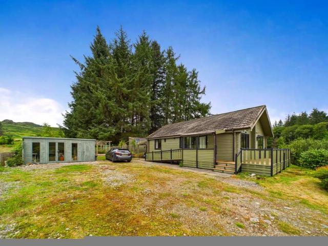 2 Bedroom Detached Bungalow