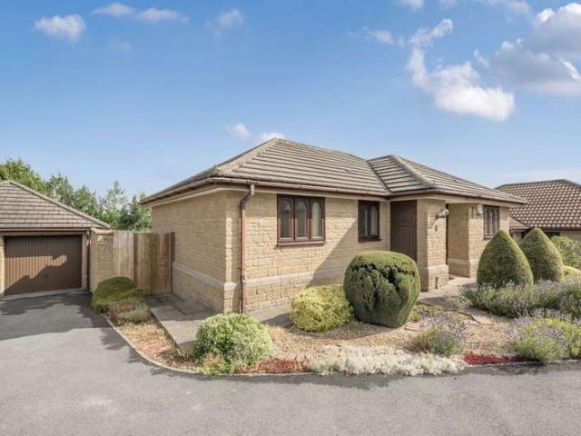 2 Bedroom Detached Bungalow