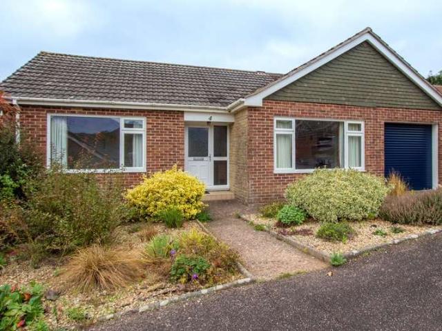 2 Bedroom Detached Bungalow