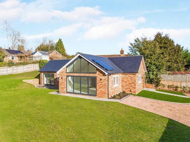 2 Bedroom Detached Bungalow