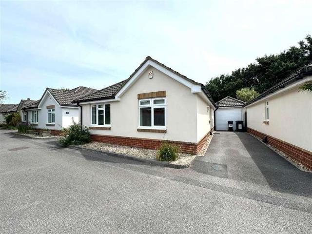 2 Bedroom Detached Bungalow