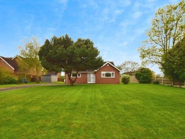 2 Bedroom Detached Bungalow For Rent In Beckingham