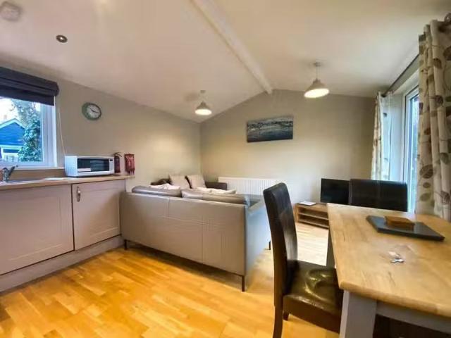 2 bedroom detached bungalow for rent in Golden Cross Residenti.