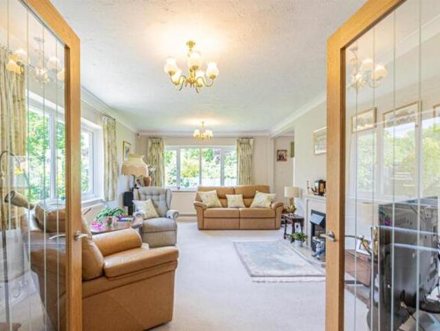 2 bedroom detached bungalow for rent in Dudlow Green Road, Appleton, Warrington, WA4 5EQ, WA4