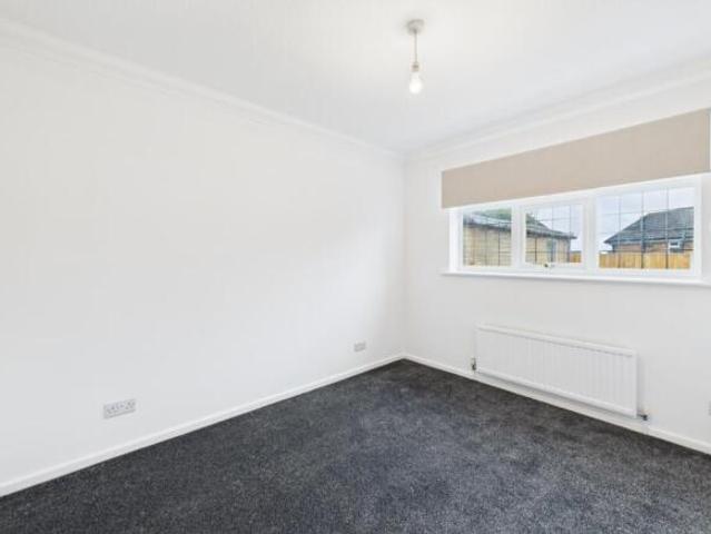 2 bedroom detached bungalow for rent in Kingswood Grove, Owlthorpe. S20 6SL, S20