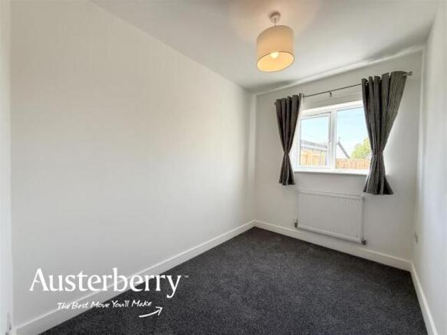 2 bedroom detached bungalow for rent in Mayneford Place, Hanford, Stoke On Trent, ST4