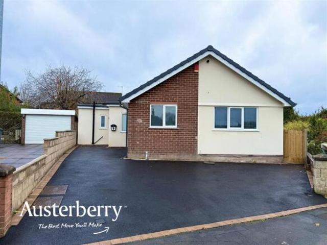 2 bedroom detached bungalow for rent in Mayneford Place, Stoke On Trent, ST4