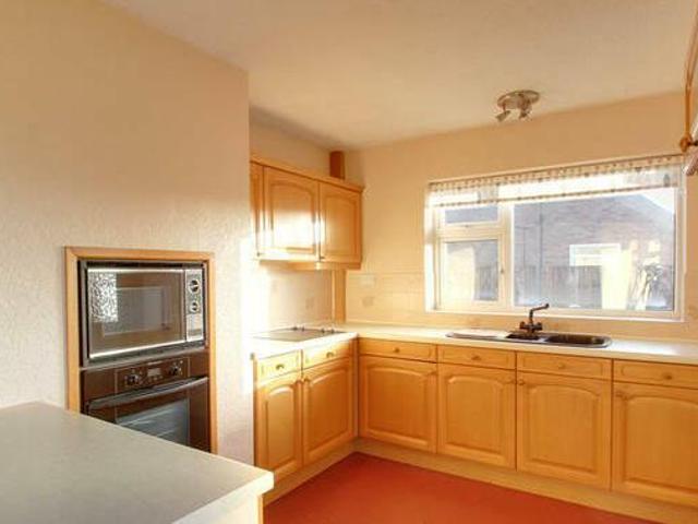 2 bedroom detached bungalow for rent in Sports Road Glenfield LE3